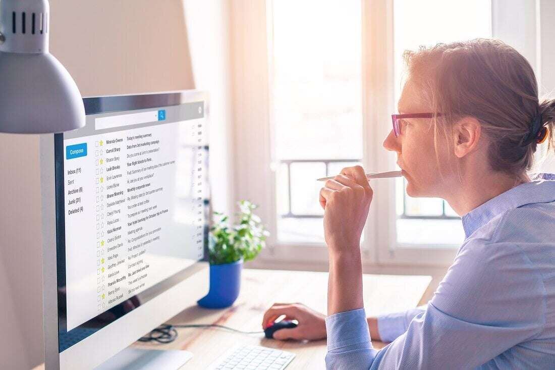 13 Ways to Develop Expertise & Keep Up with Trends in Your Industry